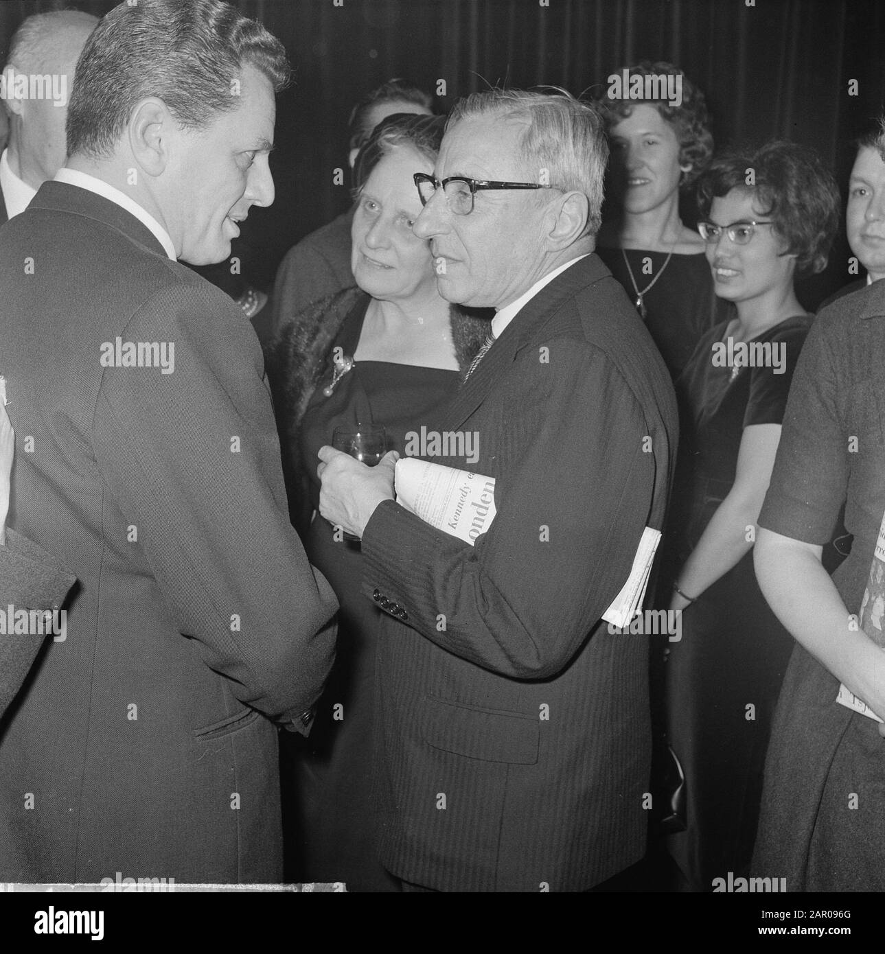 Premiere of the resistance film The Robbery in Tuschinski, Minister ...