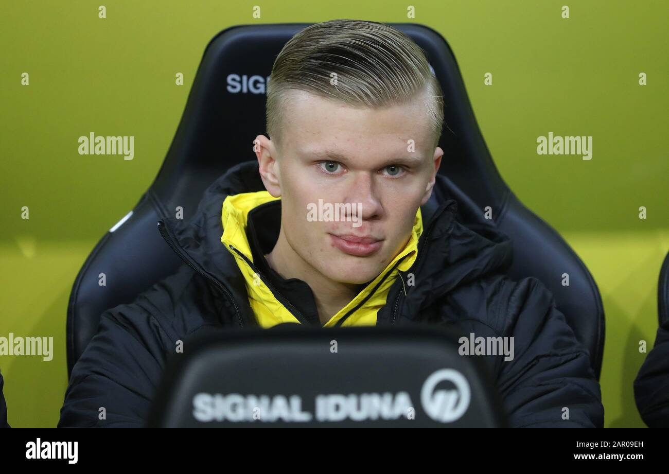 Erling haaland portrait hi-res stock photography and images - Alamy