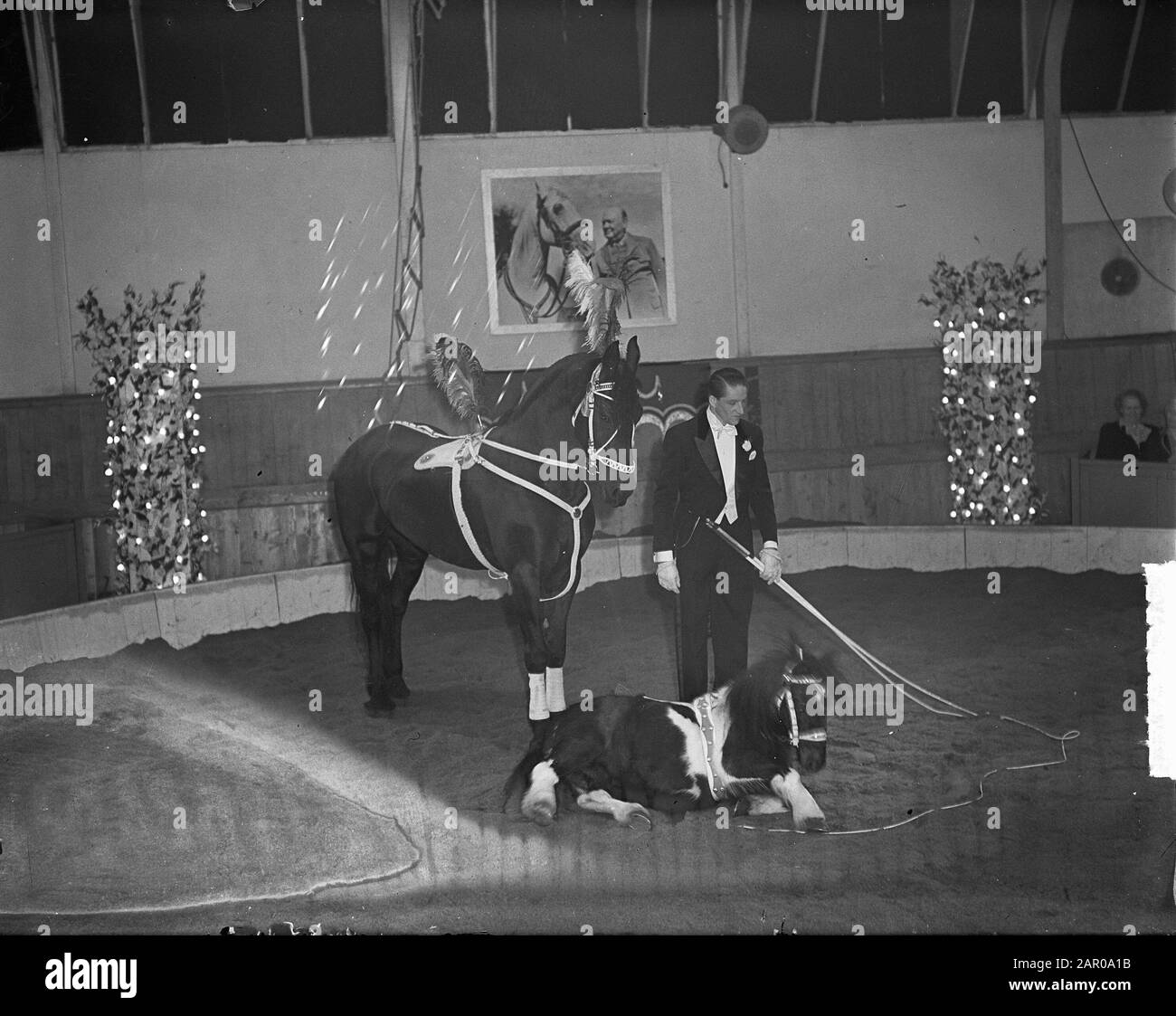 Police officers as circus artists (Circus Mikkenie?) Date: October 12 ...