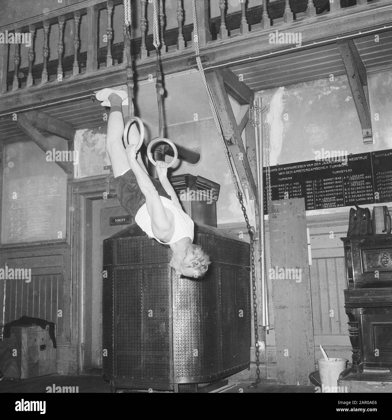 100 member Black and White Stock Photos & Images - Alamy