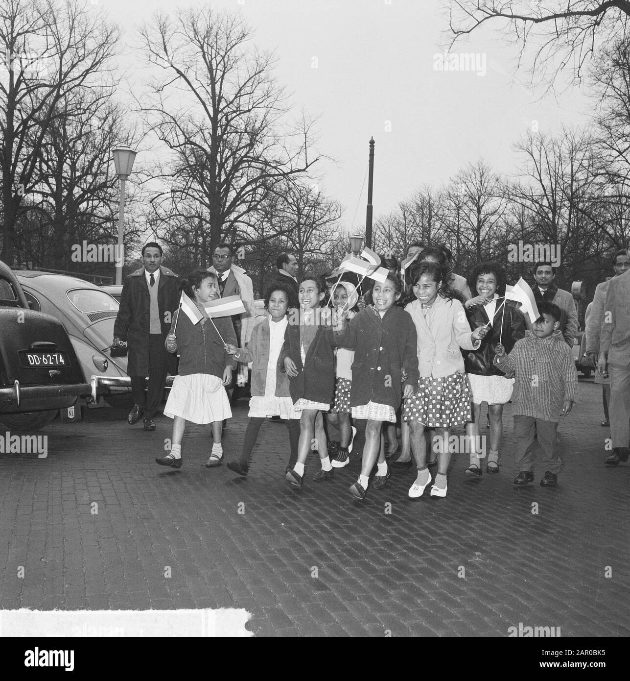 Dr. Mohammed Sharif in our country. Indonesian children with flag Date ...