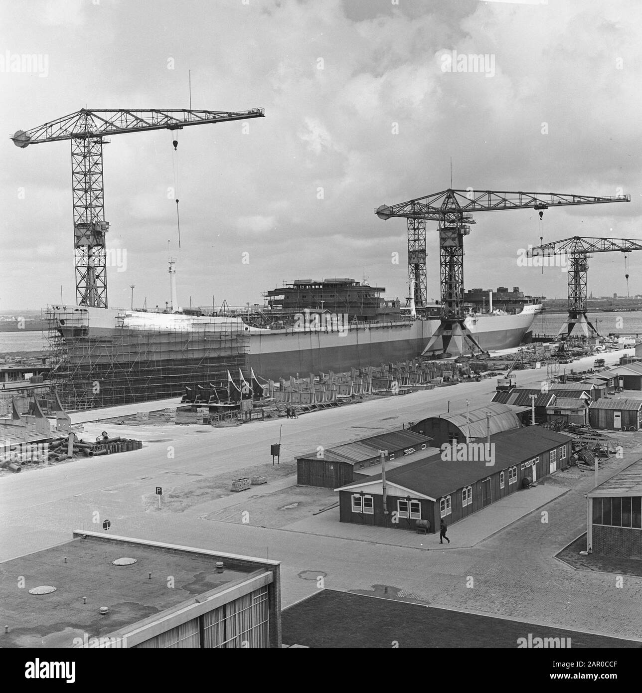 The largest built ship at Verolme-yard Date: May 16, 1962 Keywords ...