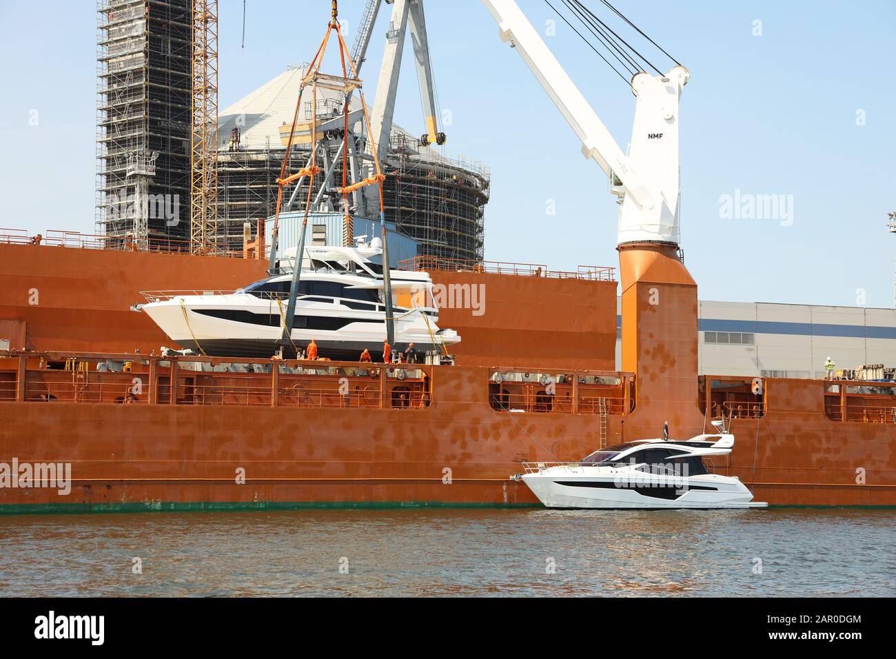 Big boat on service hi-res stock photography and images - Alamy