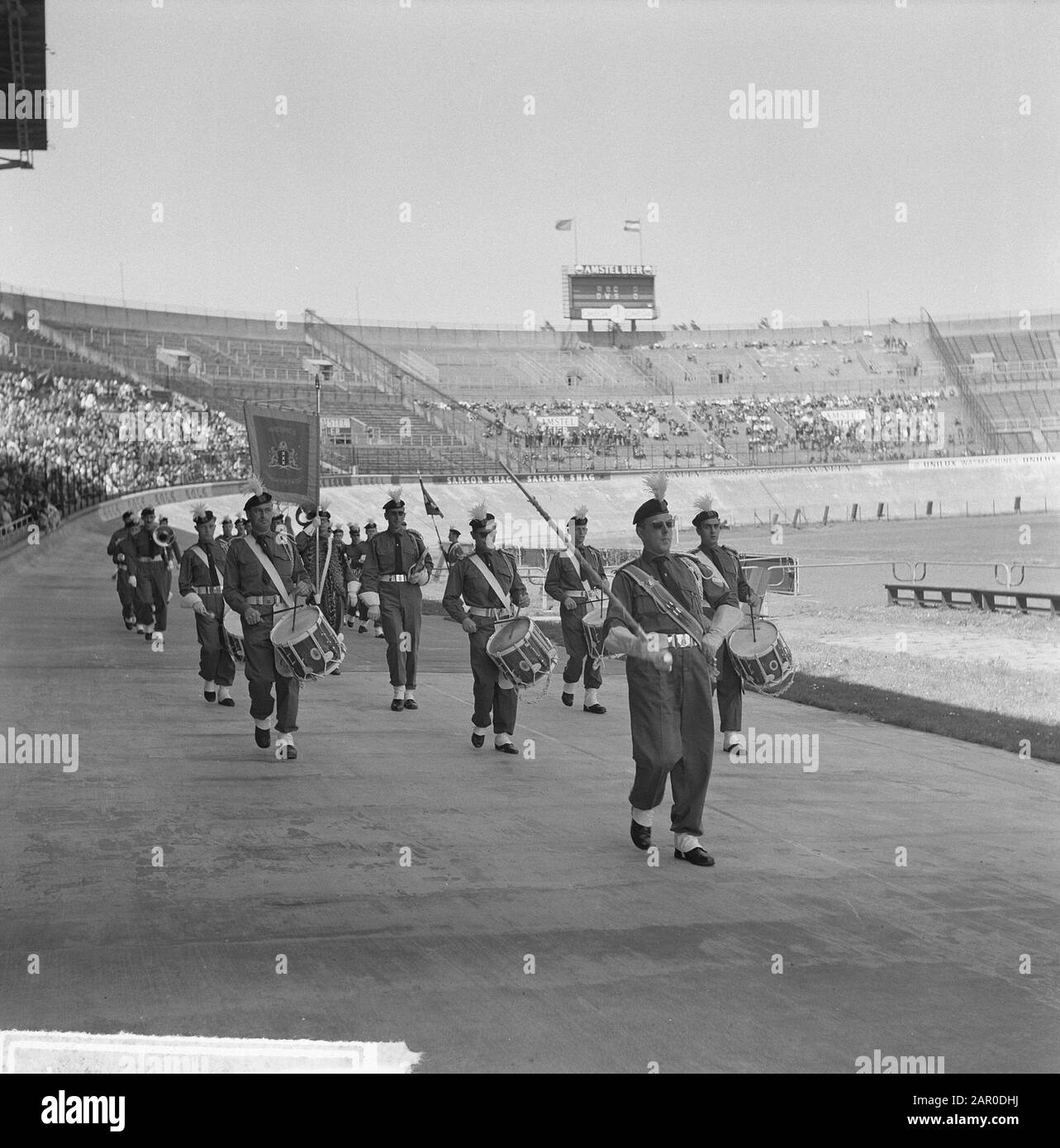 Live stadium football Black and White Stock Photos & Images - Alamy