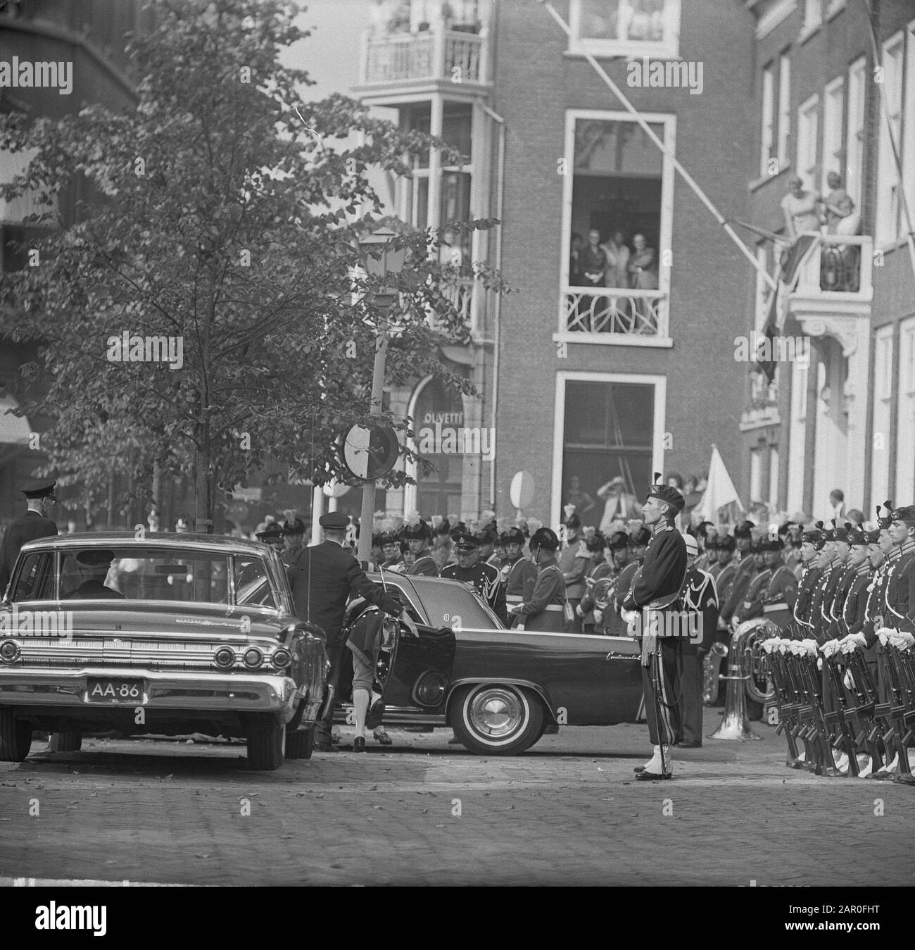 Car den haag Black and White Stock Photos & Images - Alamy