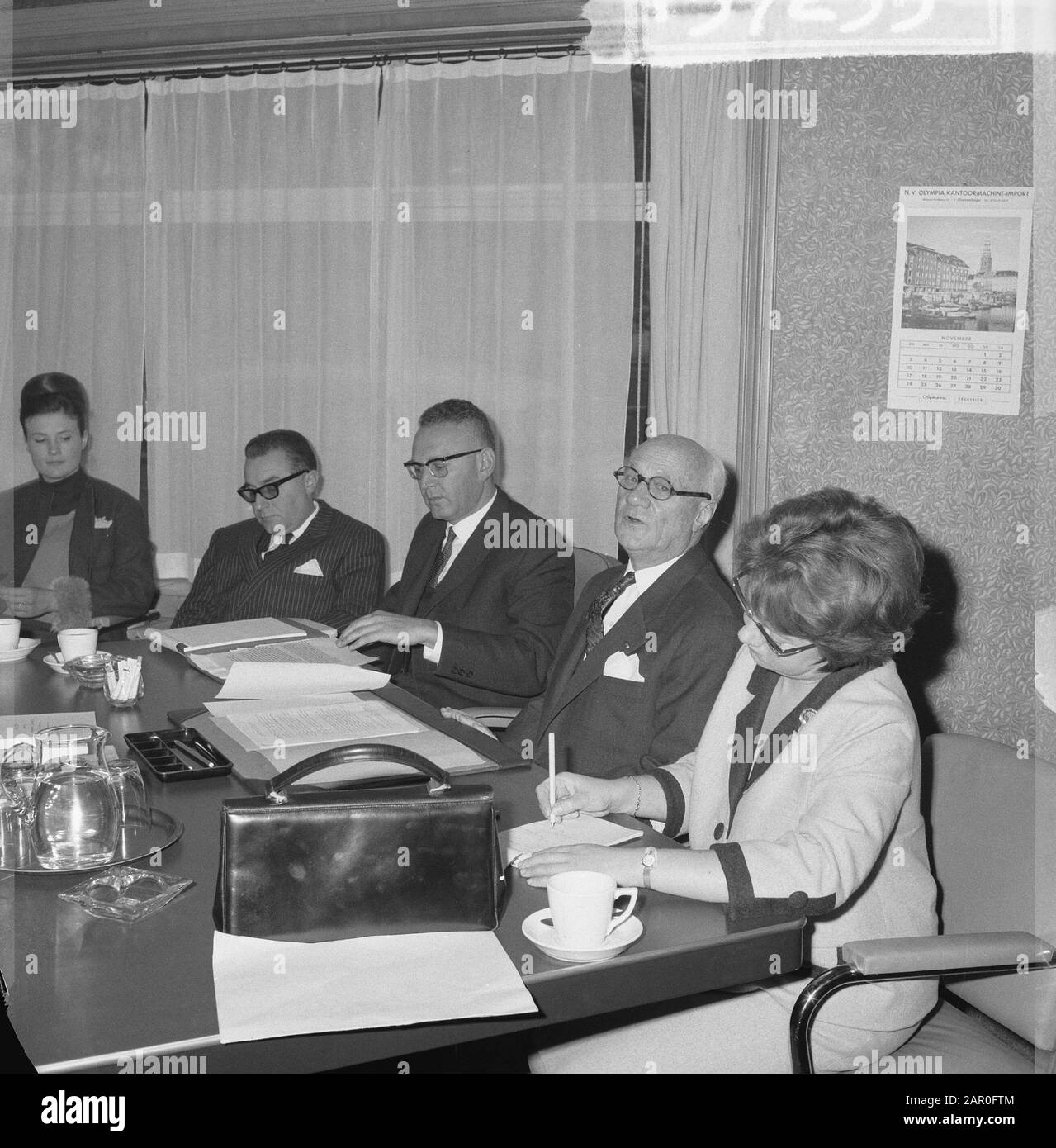 Roche press conference hi-res stock photography and images - Alamy