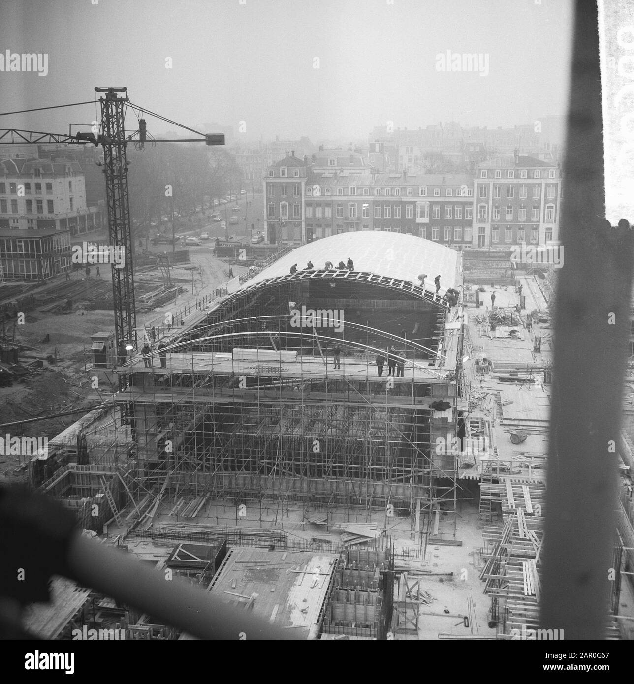 Construction buildings in winter Black and White Stock Photos & Images ...