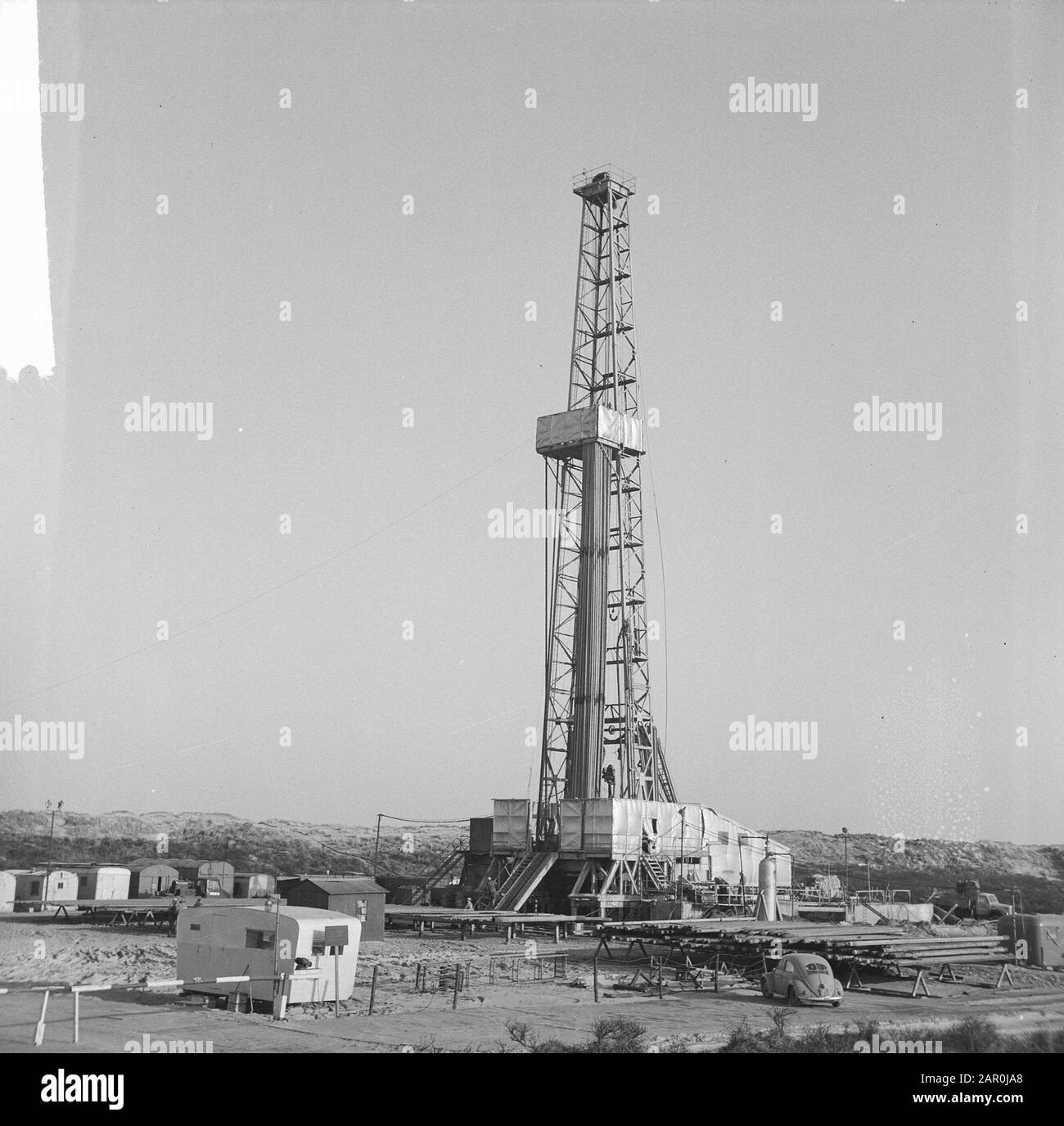 Drilling tower hi-res stock photography and images - Alamy
