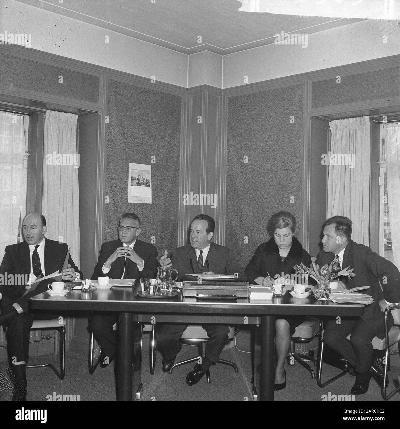 Female interpreter Black and White Stock Photos & Images - Alamy