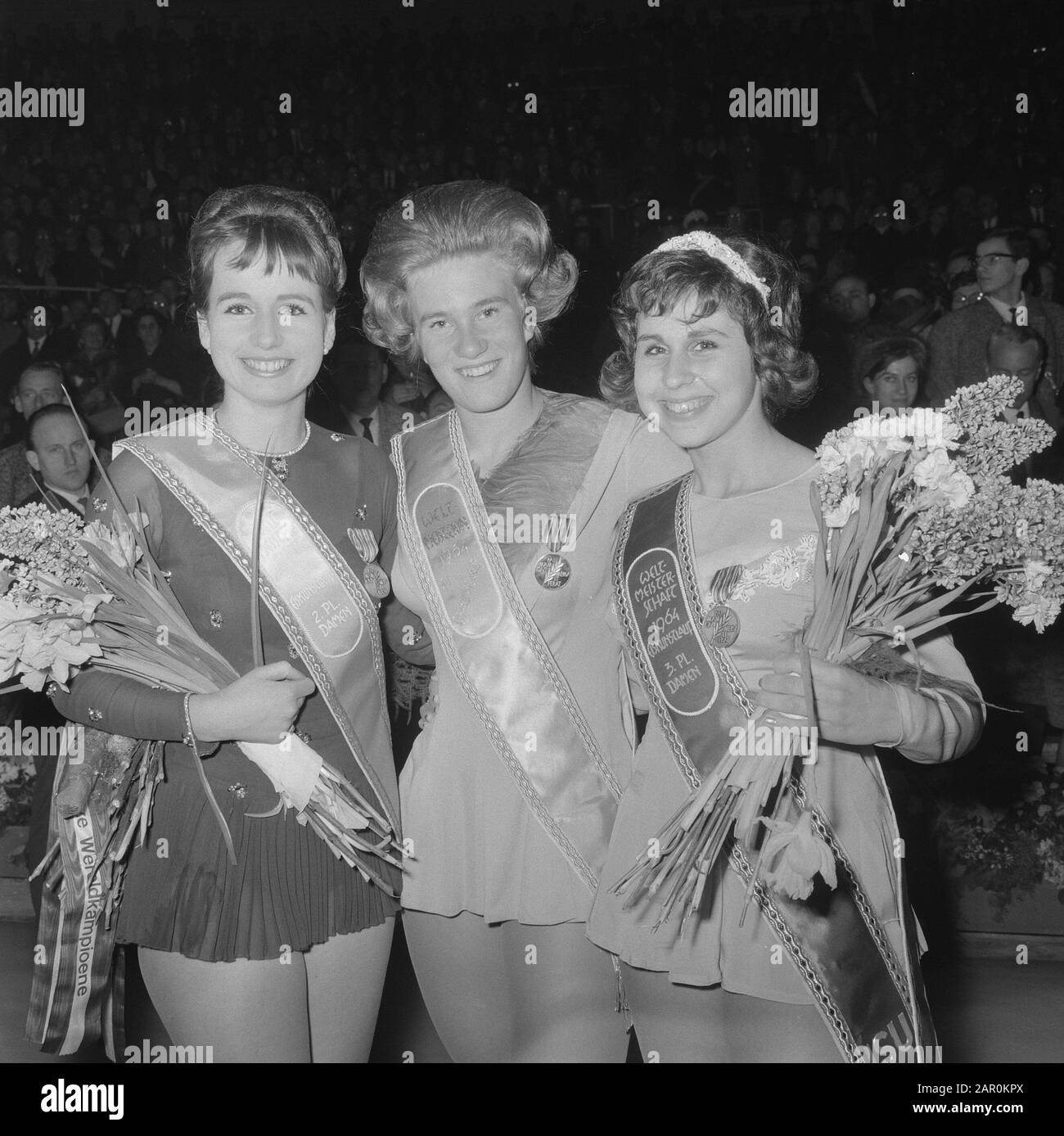 World Figure Skating Championship 1964 Dortmund V.l.n.r. Regine Heitzer ...