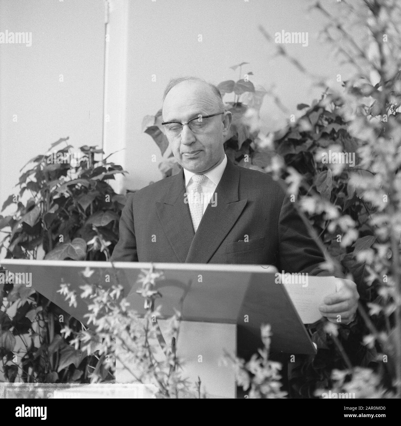 Lower opening Black and White Stock Photos & Images - Alamy