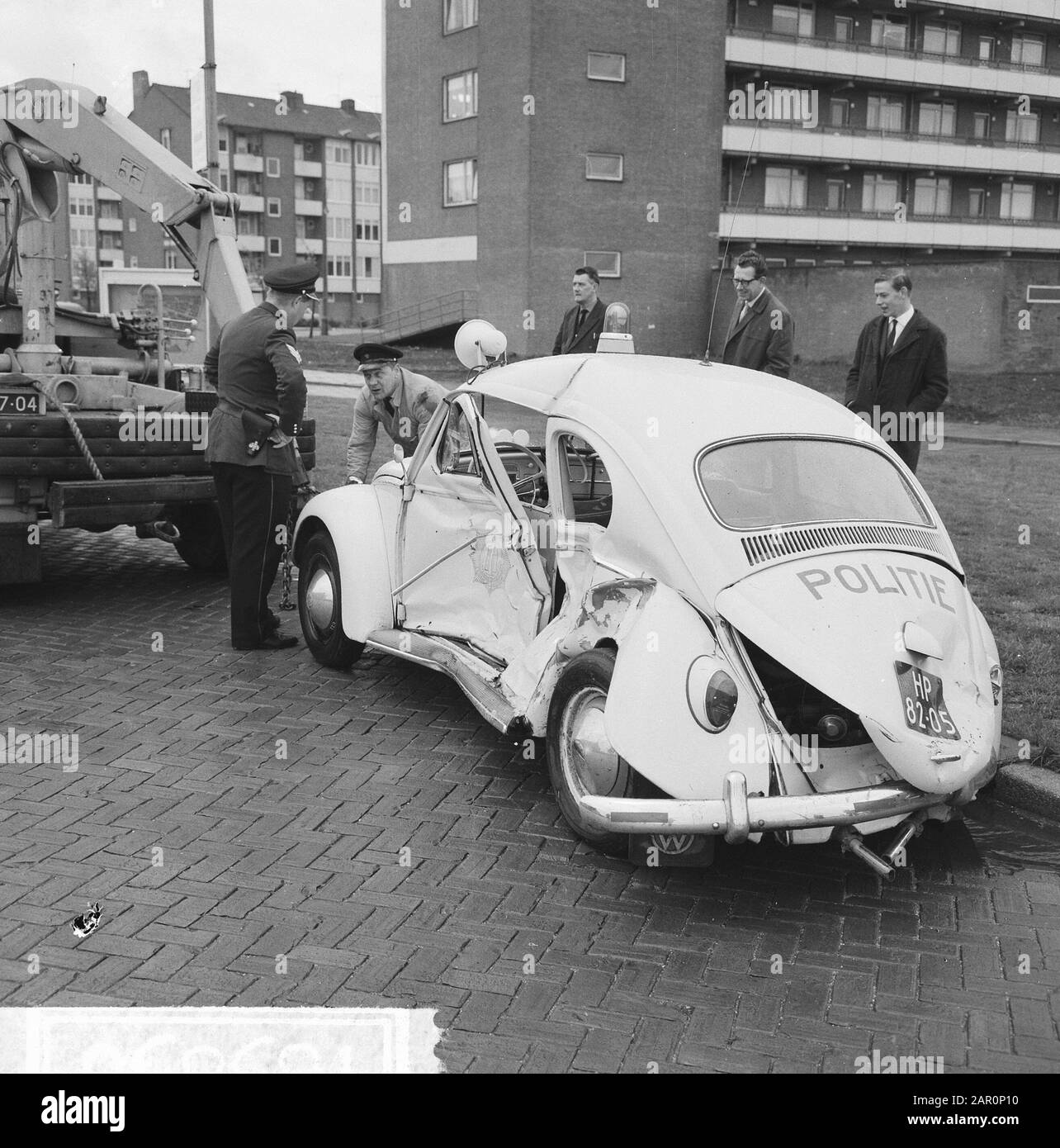 Damaged police car hi-res stock photography and images - Alamy