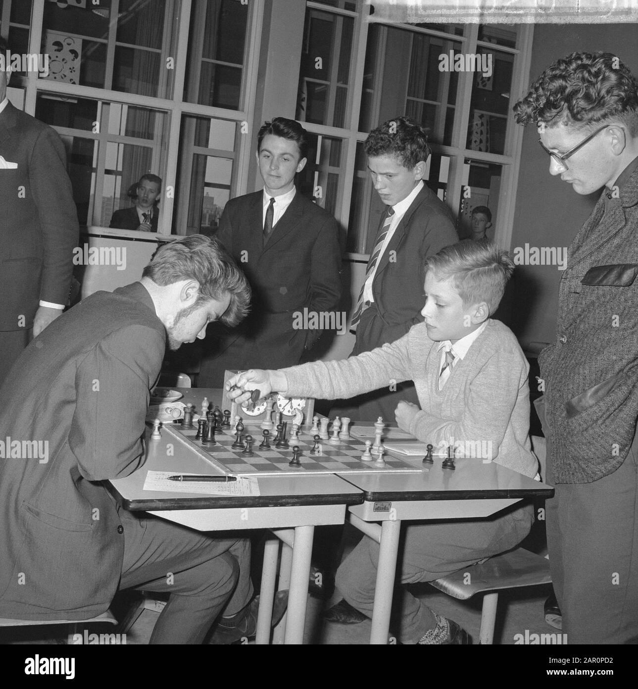 Jan timman chess hi-res stock photography and images - Alamy