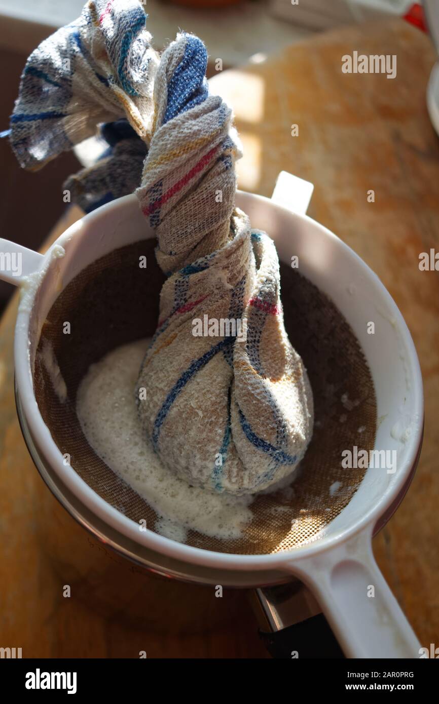 Milk extraction hi-res stock photography and images - Alamy