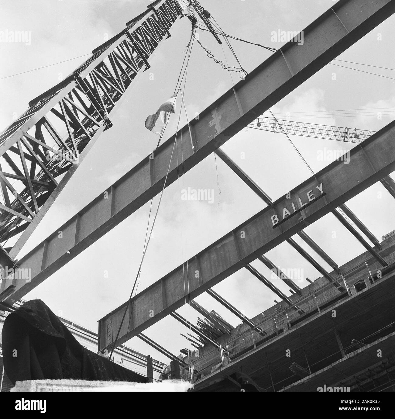 Highest point Rotterdam Concertgebouw, overview ceremony Date: 22 april ...