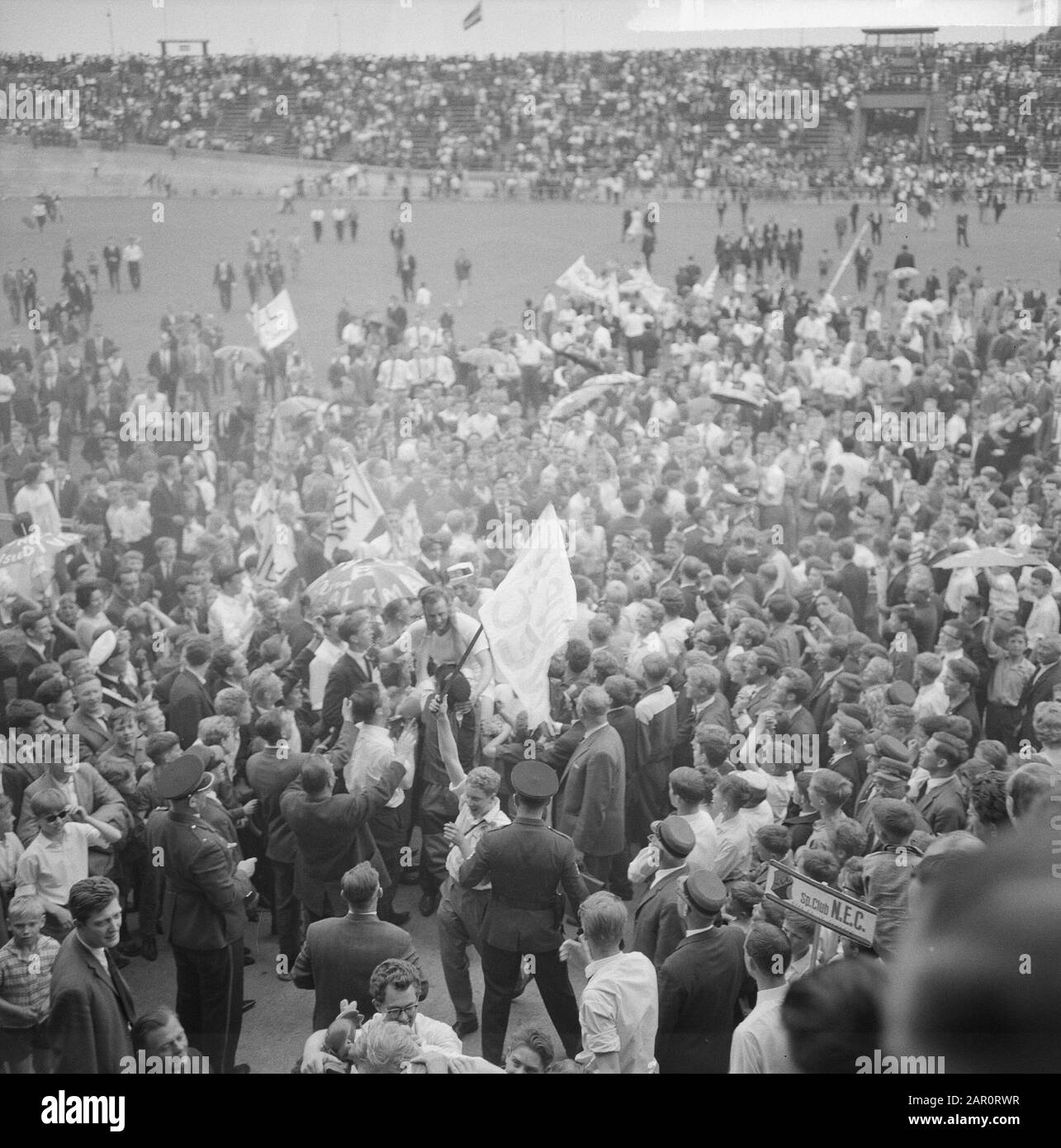 Nec players hi-res stock photography and images - Alamy