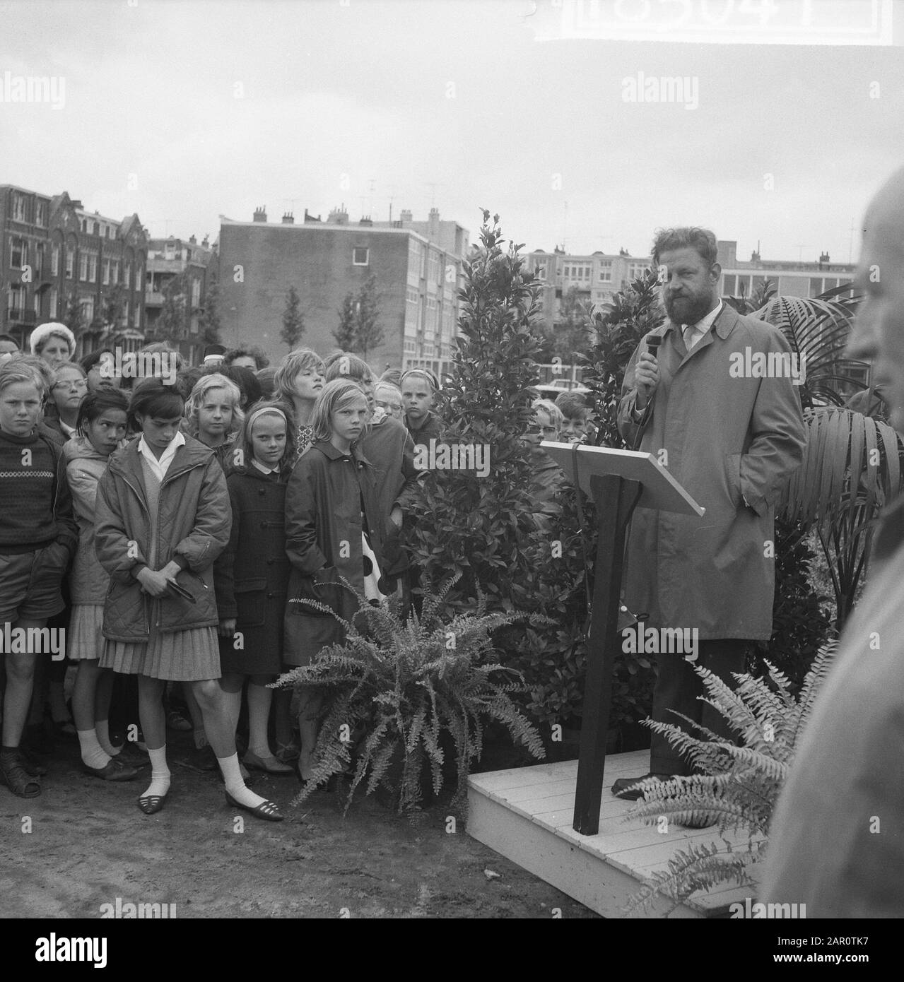Awards of pupils hi-res stock photography and images - Alamy
