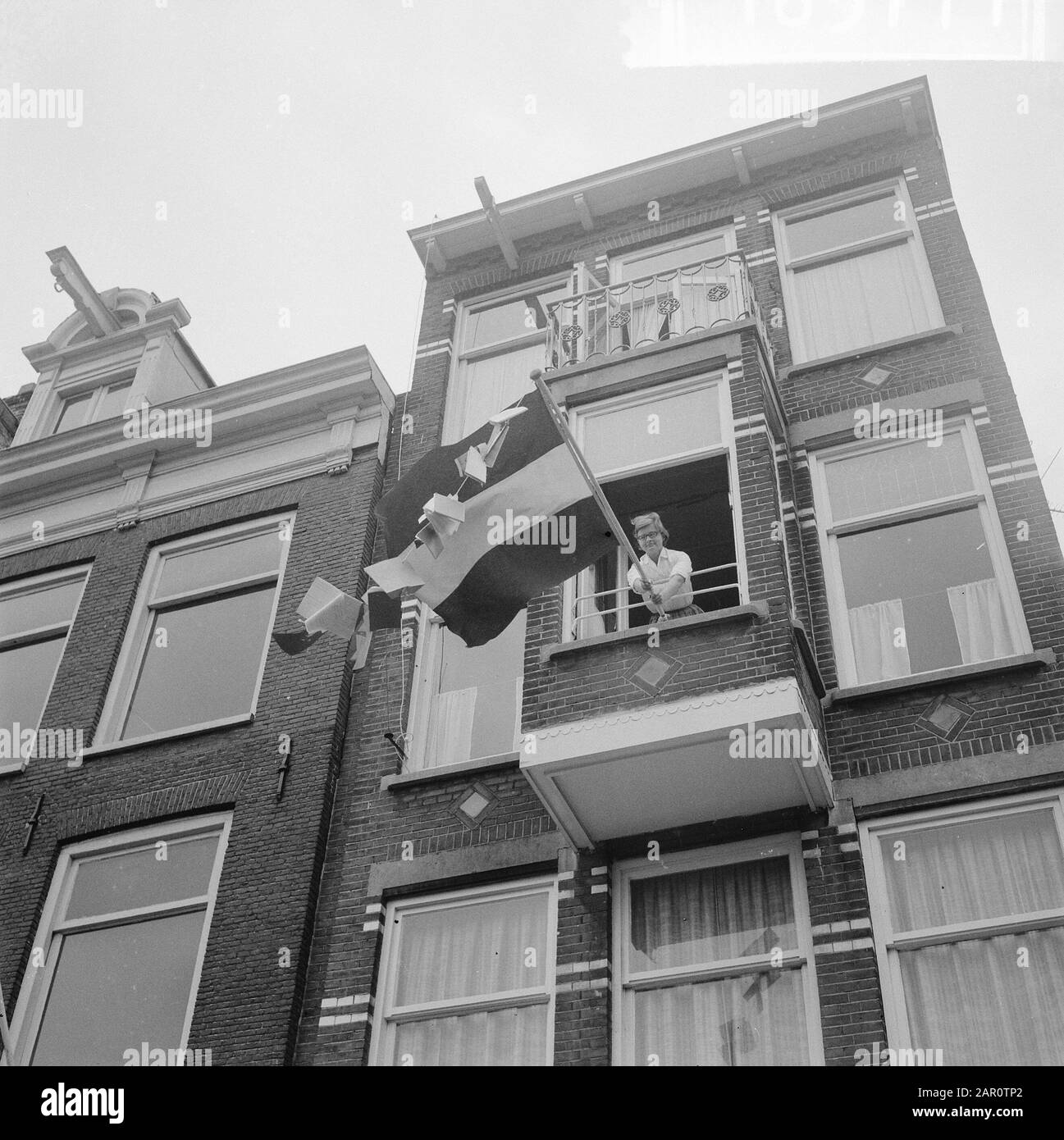 1964 graduation hi-res stock photography and images - Alamy
