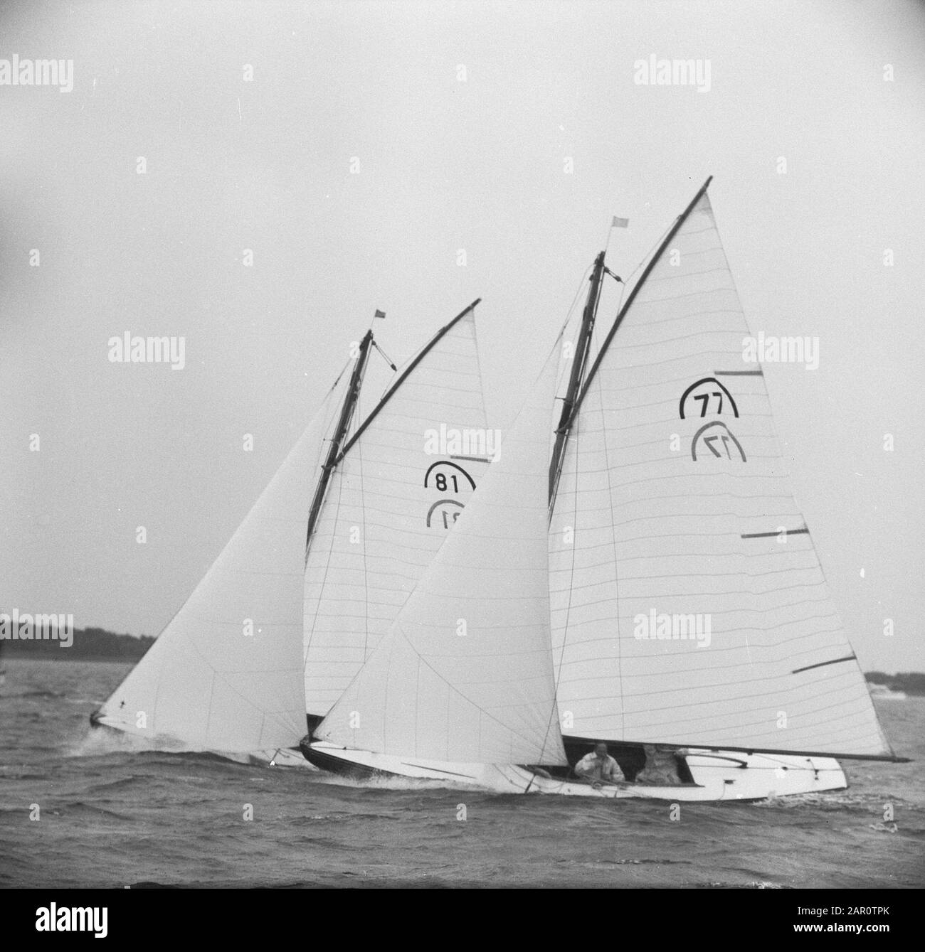 Solo yacht racing Black and White Stock Photos & Images - Alamy