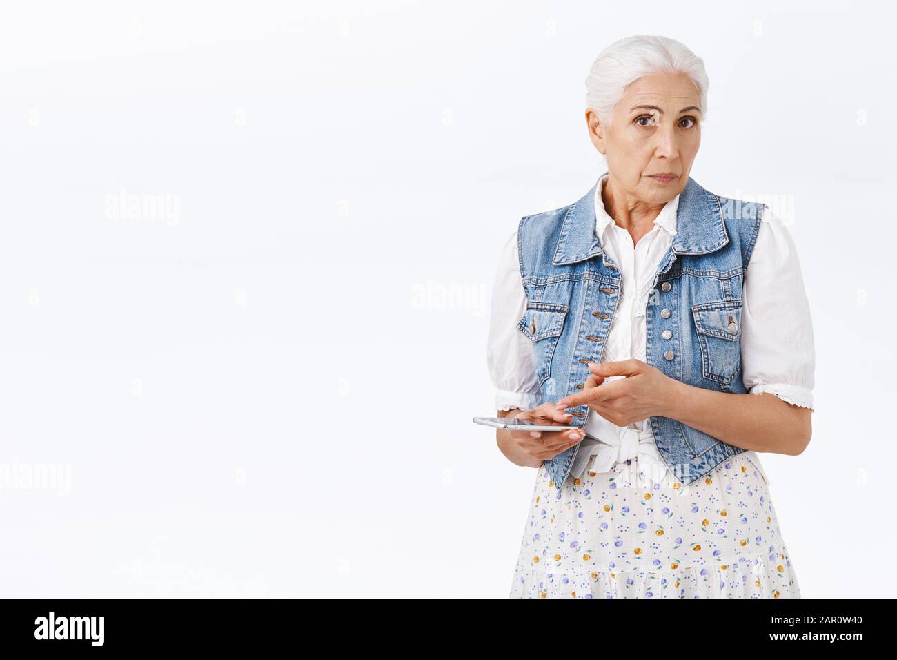 Confused Questioned Senior Woman Cant Understand What Phone Call Was