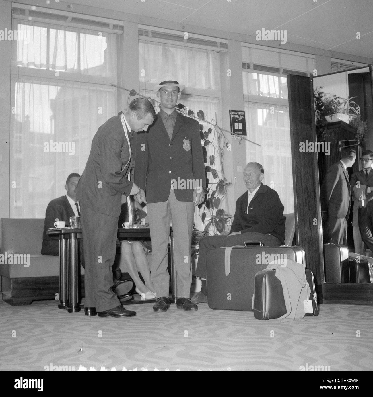 Sports 1964 olympic games Black and White Stock Photos & Images - Alamy