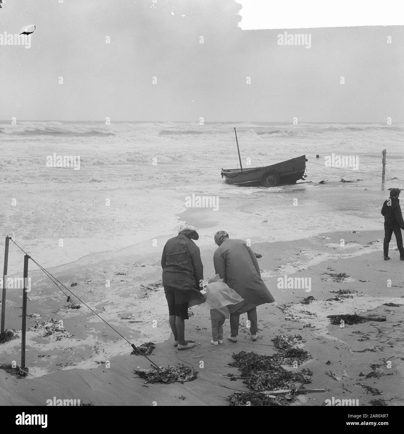 Bad weather at the coast Date: July 8, 1964 Keywords: coastal images ...