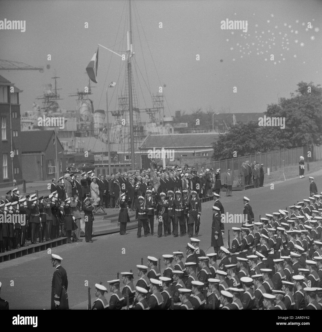 14 july 1964 Black and White Stock Photos & Images - Alamy