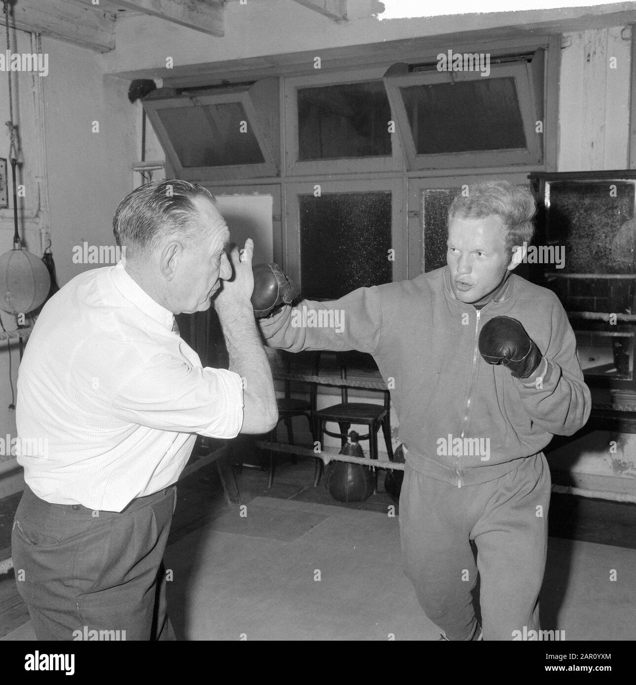 Lubbers (boxer) during training candidate Olympic games Date: September ...