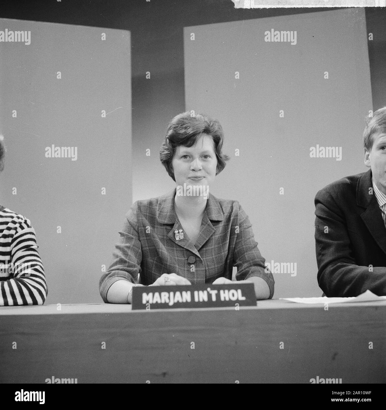 Tv program rooster hi-res stock photography and images - Alamy