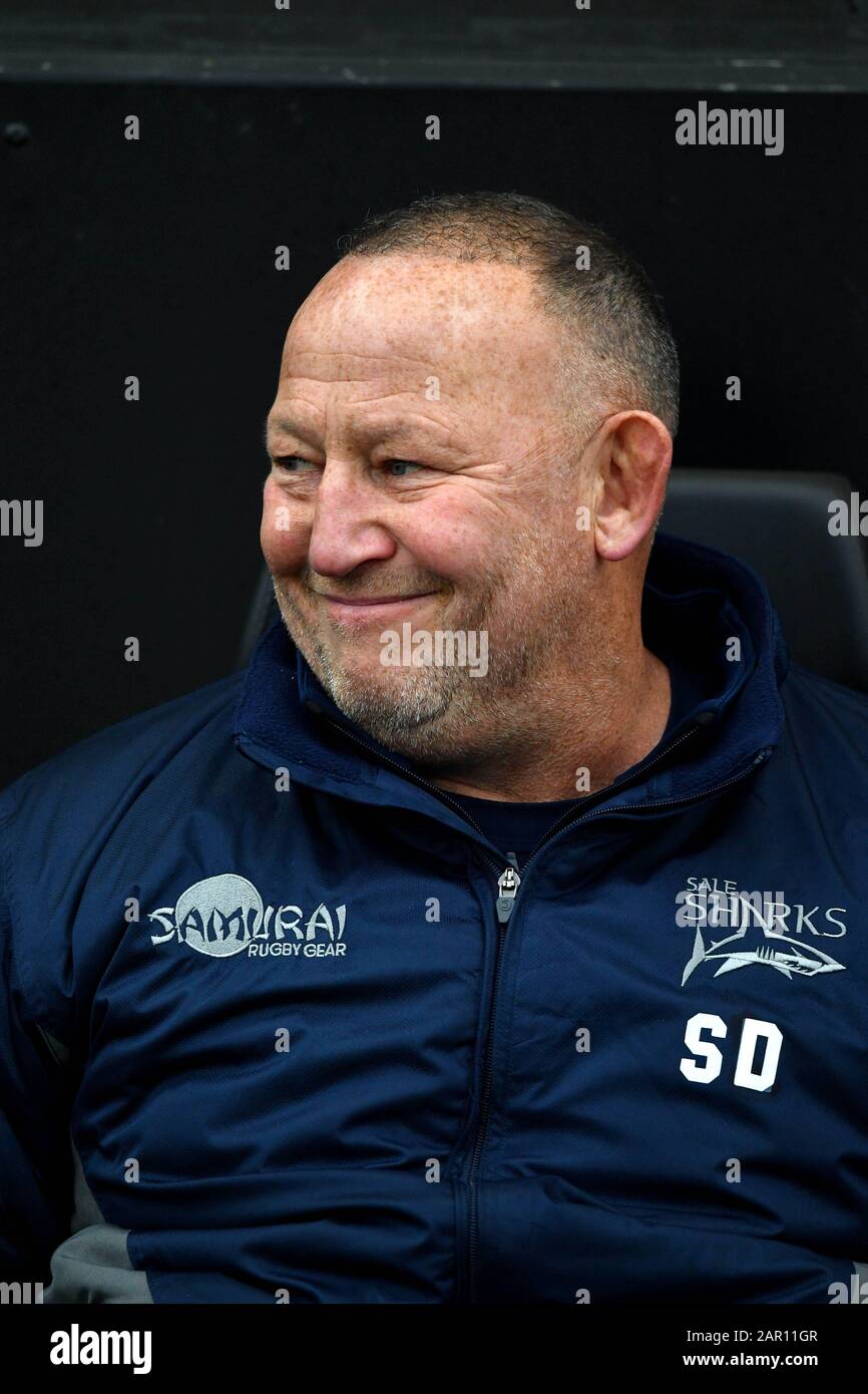 Sale Sharks Director of rugby Steve Diamond during the Gallagher ...