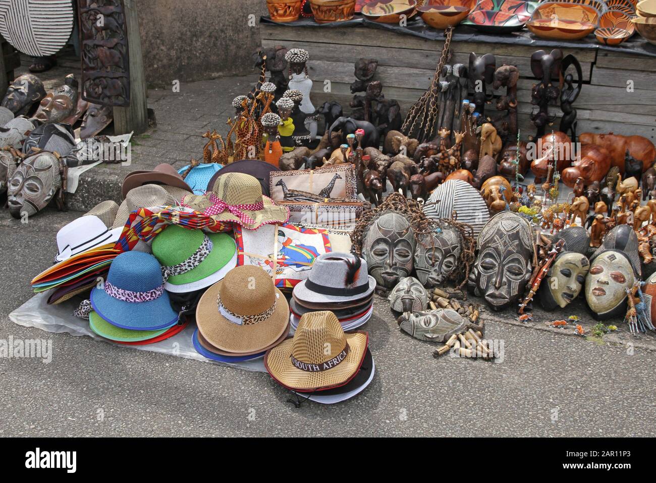 African artwork curios and souvenirs for sale at Scenic Route, Blyde ...