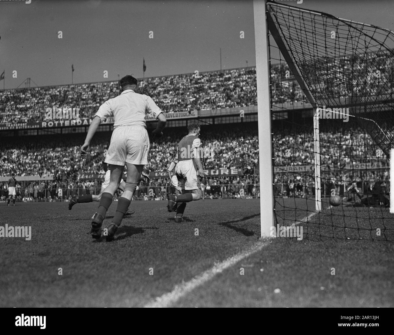 Feyenoordstadion hi-res stock photography and images - Alamy