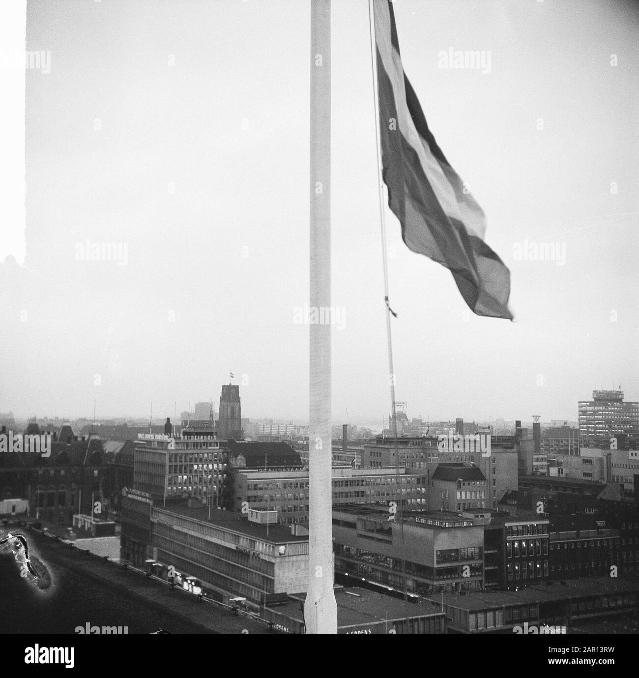 Rotterdam mast Black and White Stock Photos & Images - Alamy