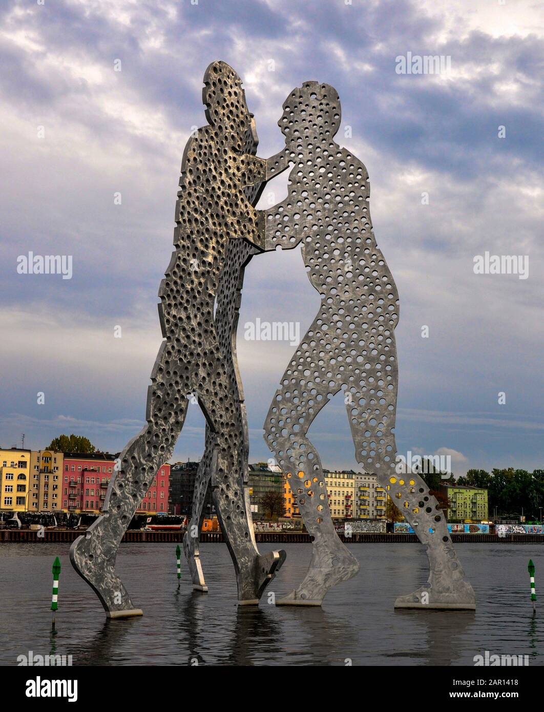 Molecule sculptures hi-res stock photography and images - Alamy