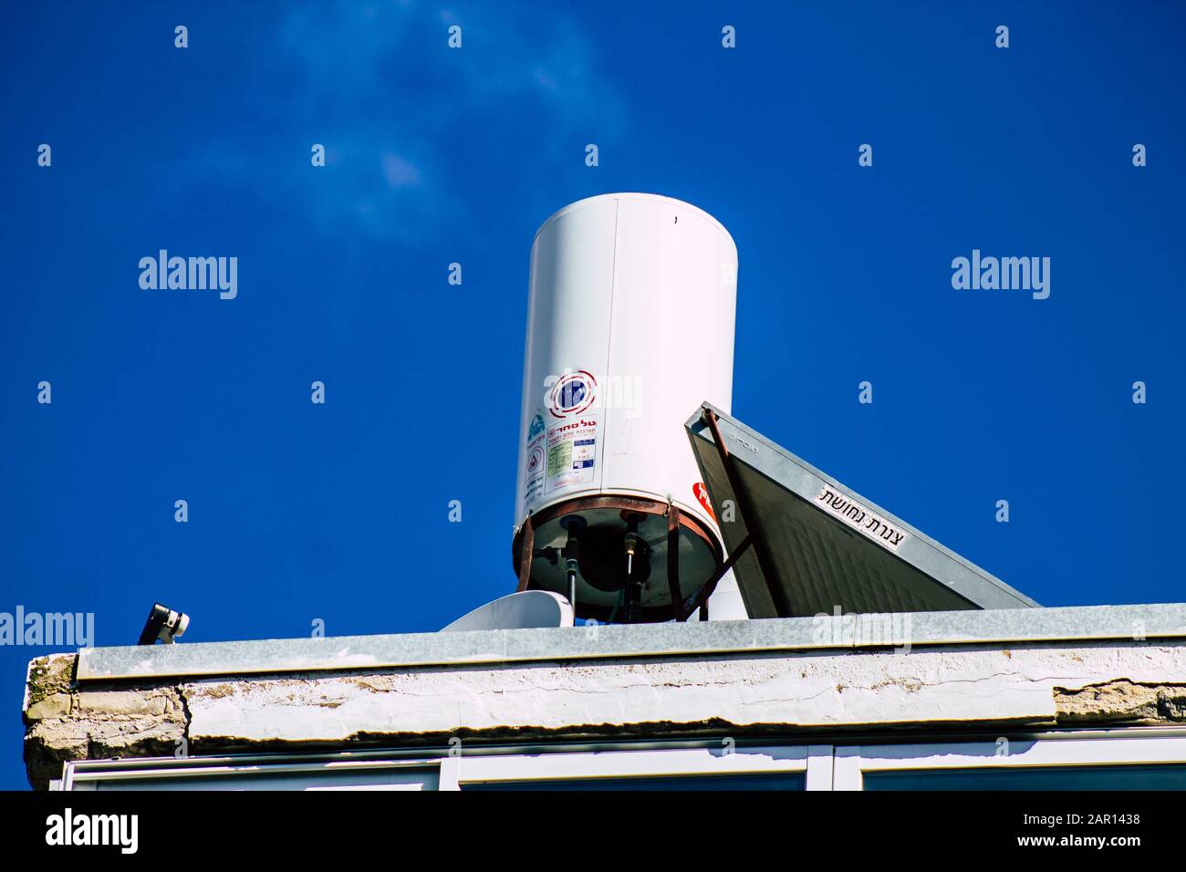 Solar water heater israel hi-res stock photography and images - Alamy