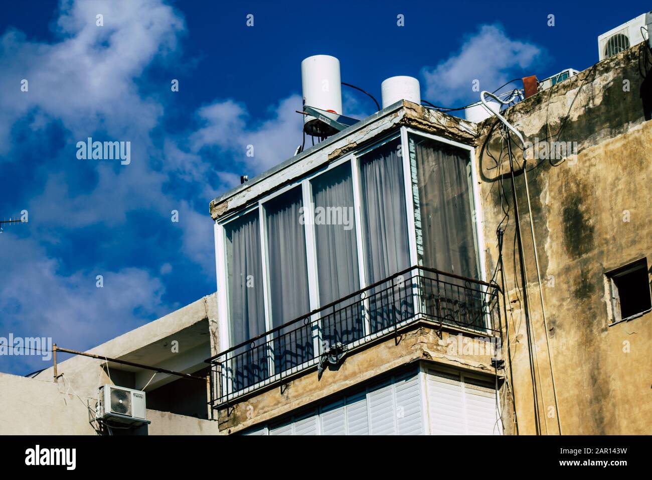Solar water heater israel hi-res stock photography and images - Alamy