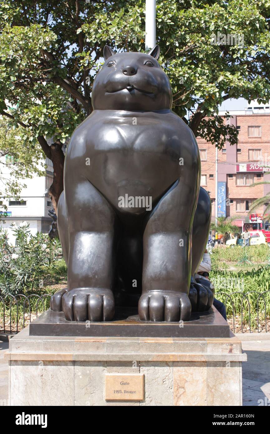 Fernando botero bronze sculptures hi-res stock photography and images ...