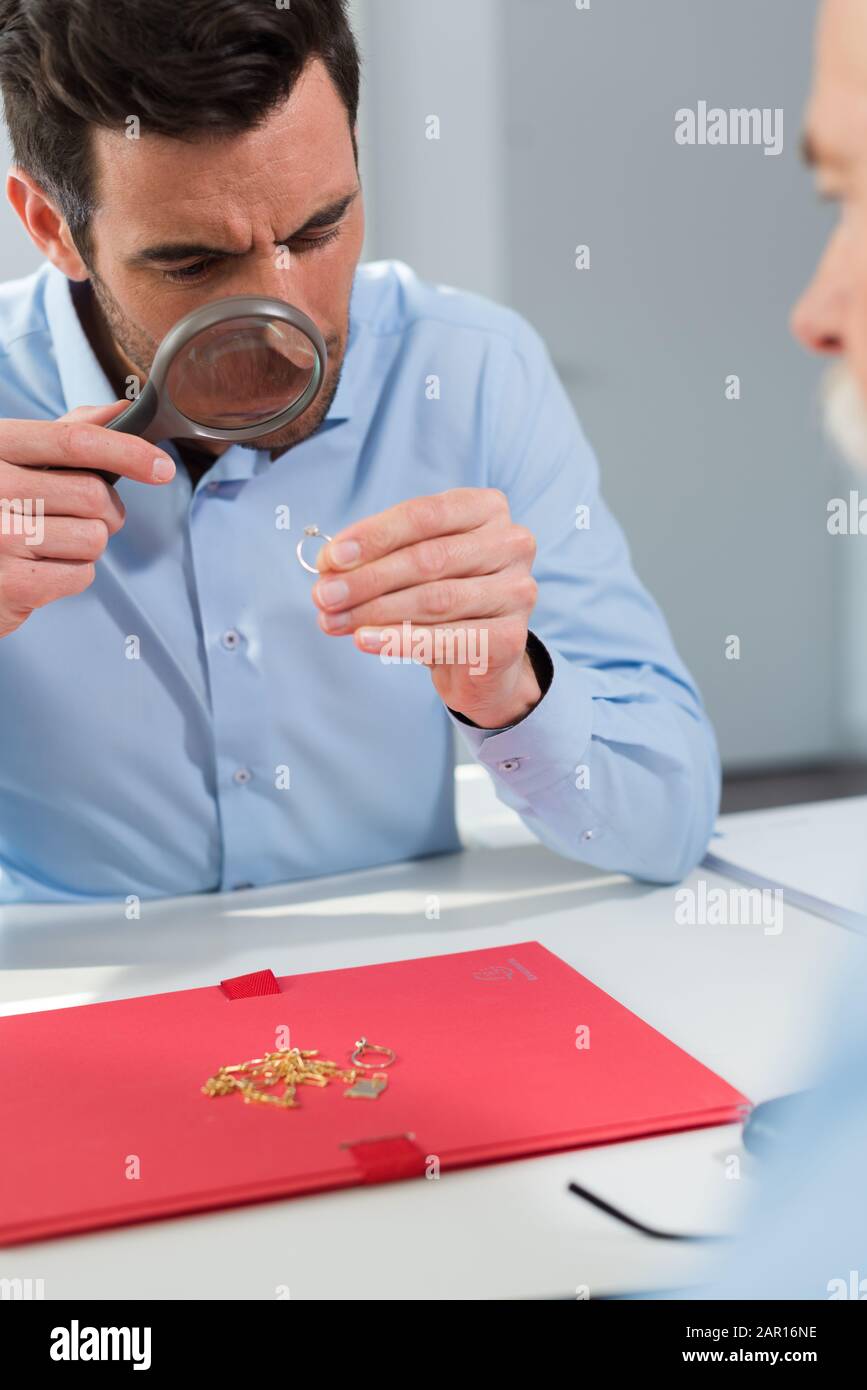 Evaluation portrait hi-res stock photography and images - Alamy