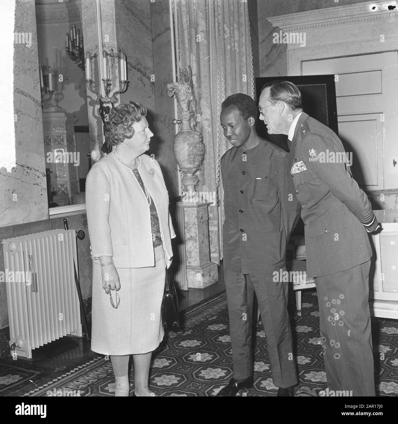 President julius nyerere of tanzania hi-res stock photography and ...