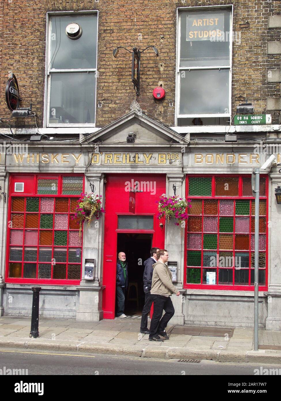 Street scene downtown Dublin. West Ireland, Irish Republic, Europe ...