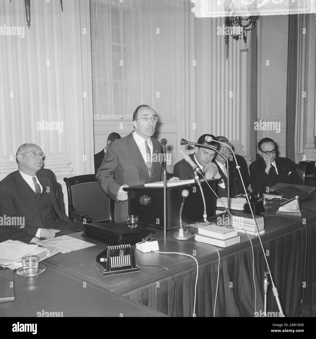 Second Chamber, the government statement Minister President Cals during ...