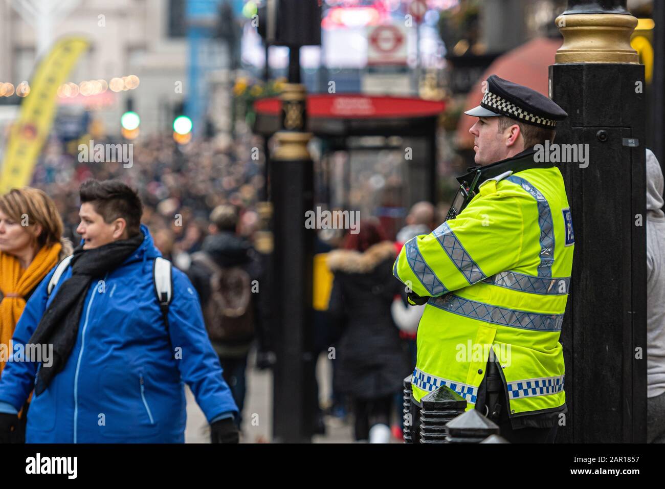 British law order police parade hi-res stock photography and images - Alamy