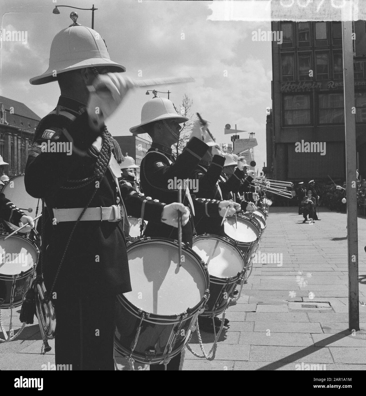Rotterdam corps hi-res stock photography and images - Alamy