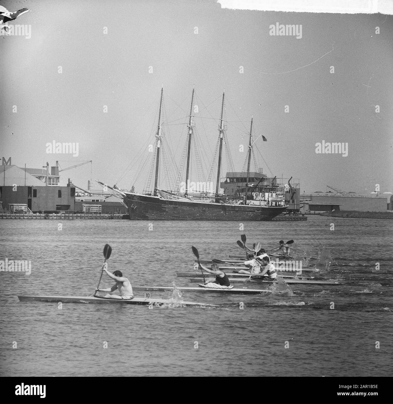 1000 meters hi-res stock photography and images - Alamy