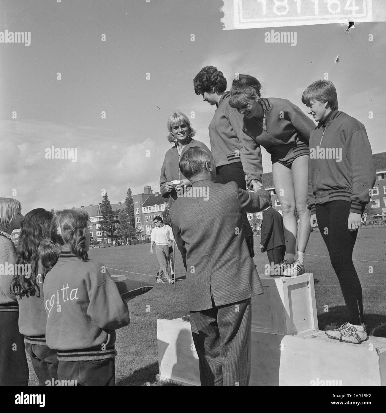 Dutch relay championships, winners 4 x 200 m Date: 29 August 1965 ...