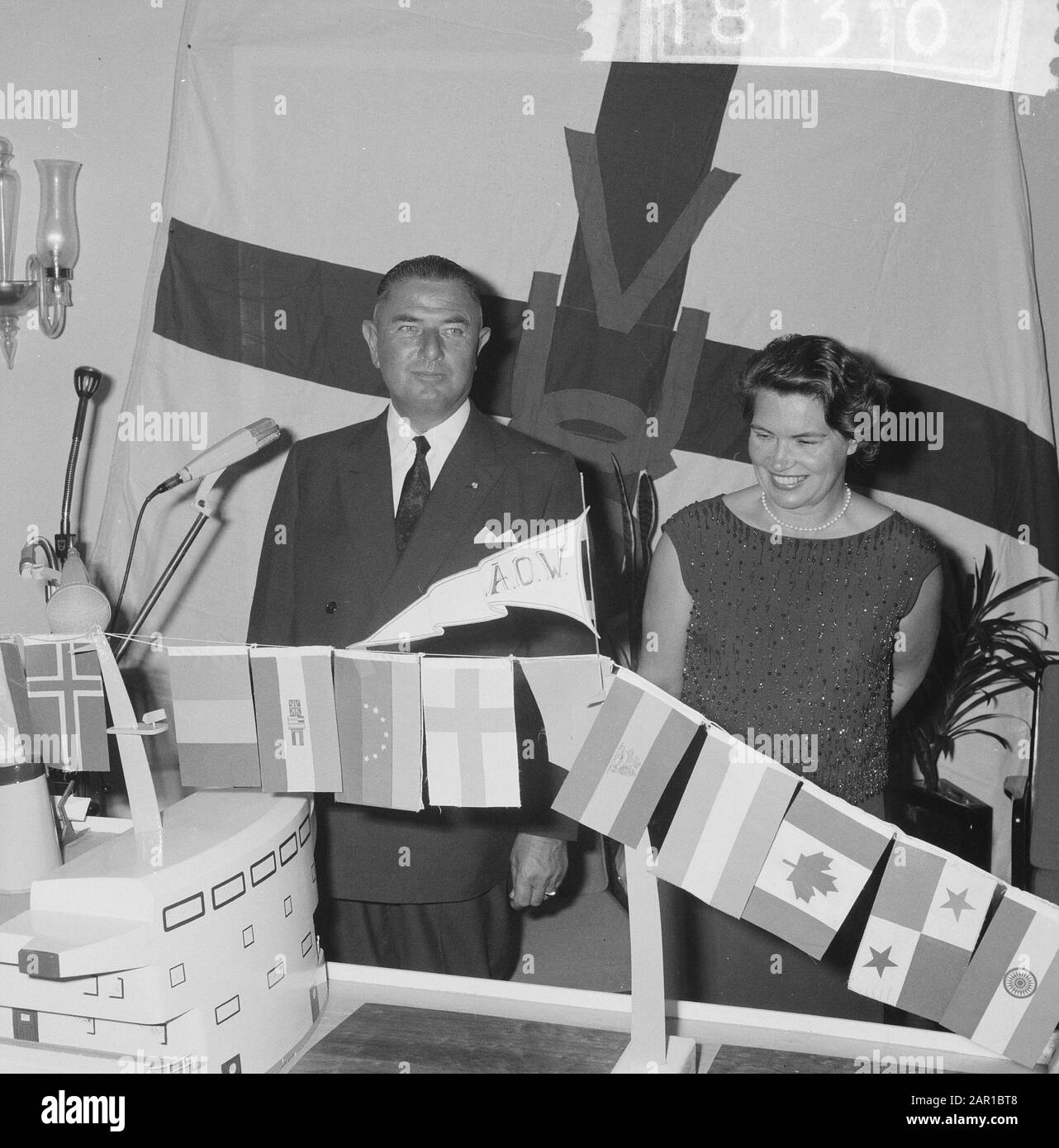 Verolme gets AOW, Mrs Verolme points her husband on AOW flag Date ...