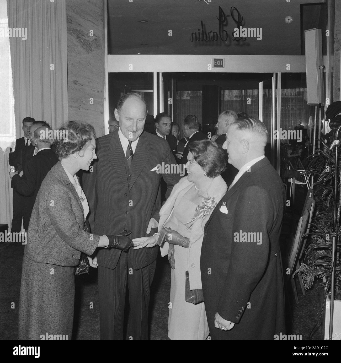 Reception t.g.v. 65 th anniversary of Verolme Date: September 5, 1965 ...