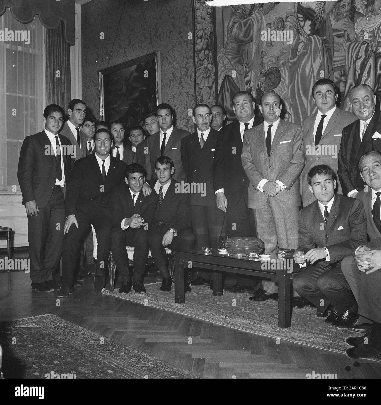 Spain netherlands football Black and White Stock Photos & Images - Alamy