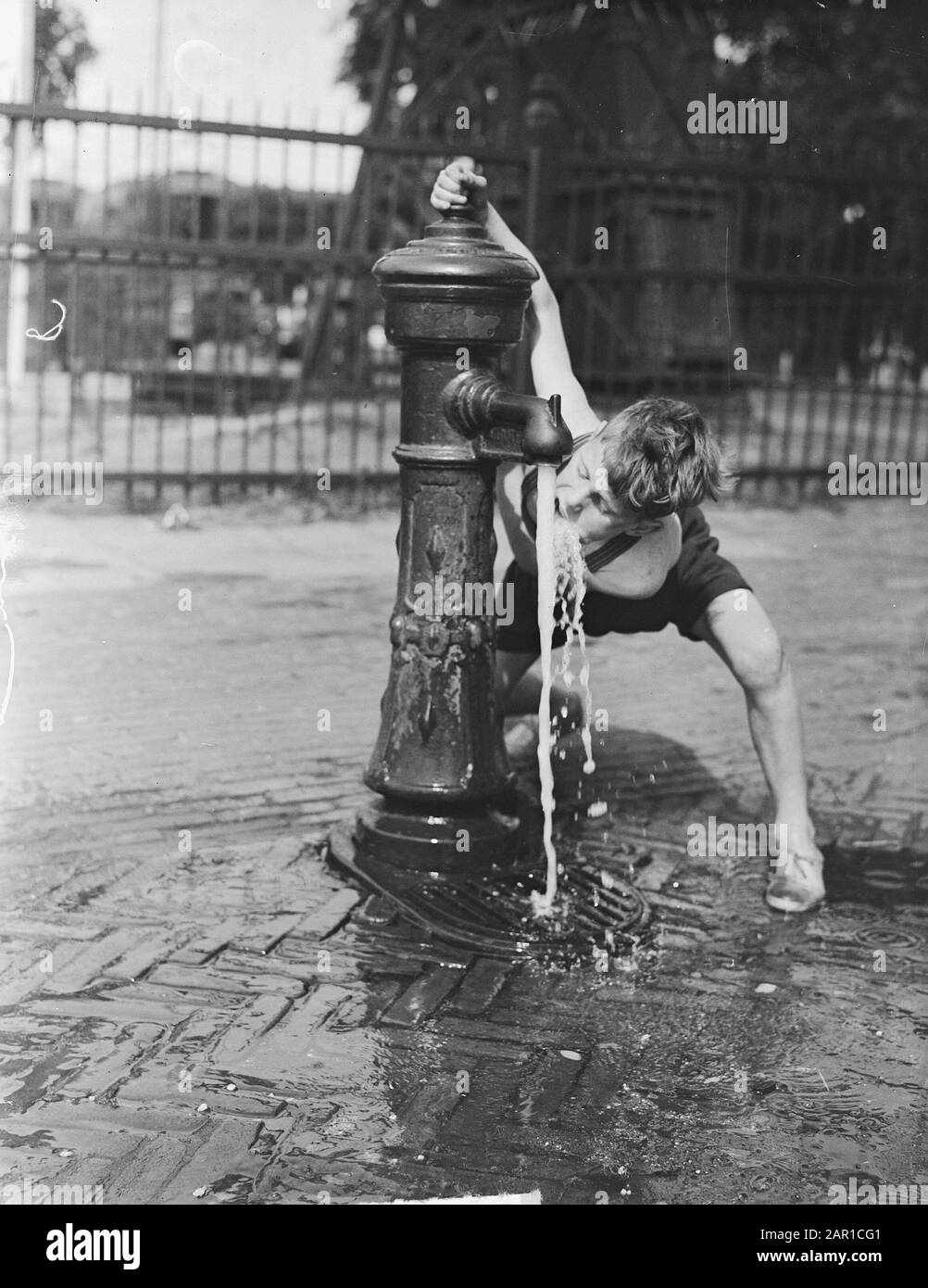 Drinking water life Black and White Stock Photos & Images - Alamy