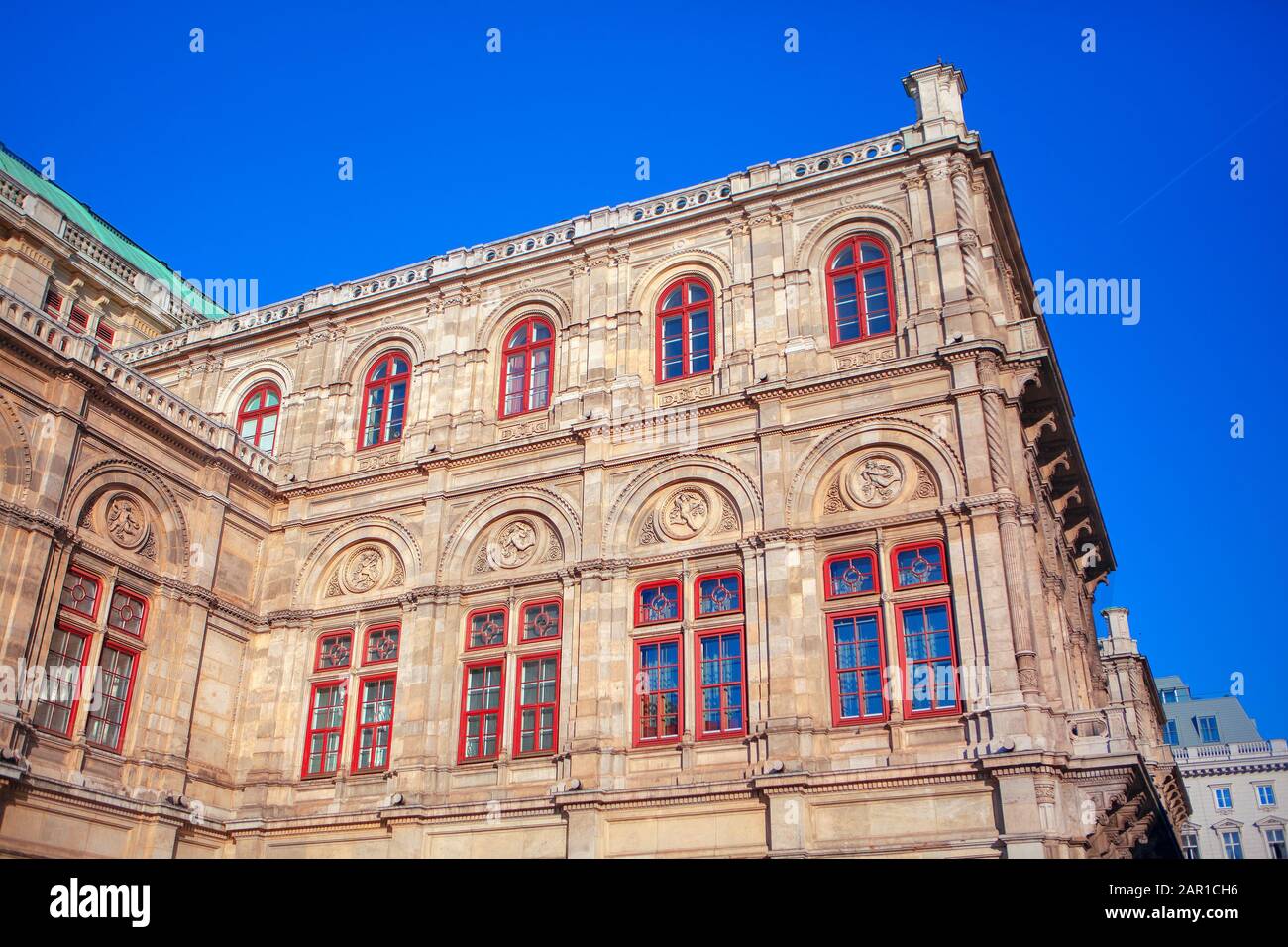 architectural details of Opera building in Vienna Stock Photo - Alamy